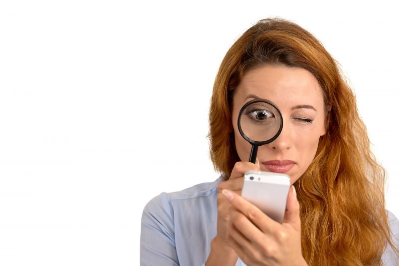 How Mobile Phones are Effecting Your Eye Health and Vision